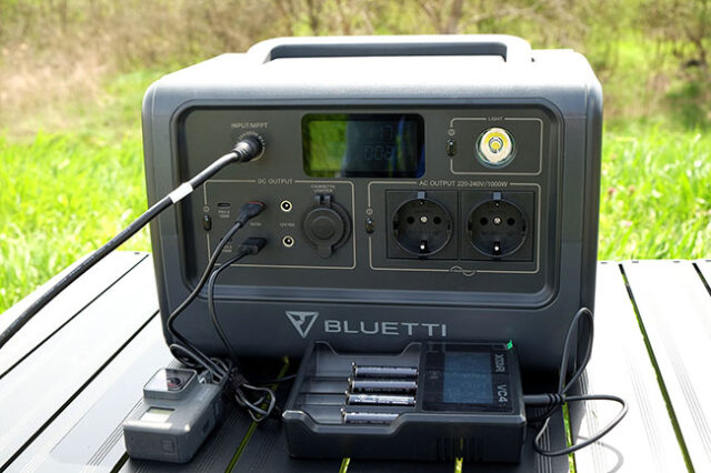 Best Portable Power Stations for Camping (With Comparison Table) - Mom ...