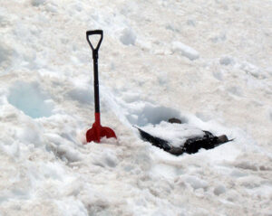 Winter Camping 101: How to Melt Snow for Drinking Water (With Expert ...